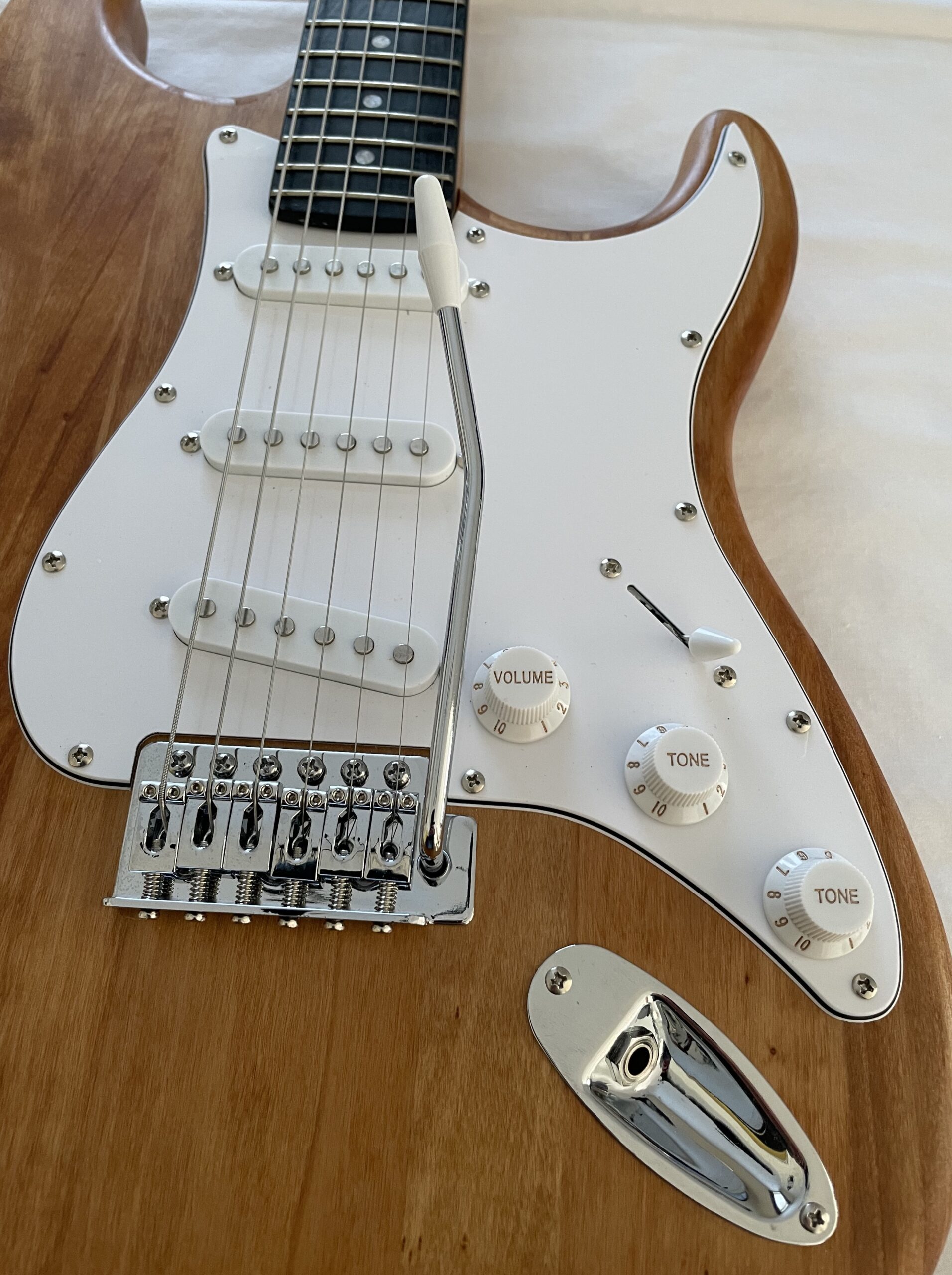 Roasted Poplar guitars - The Blind Man's Workshop